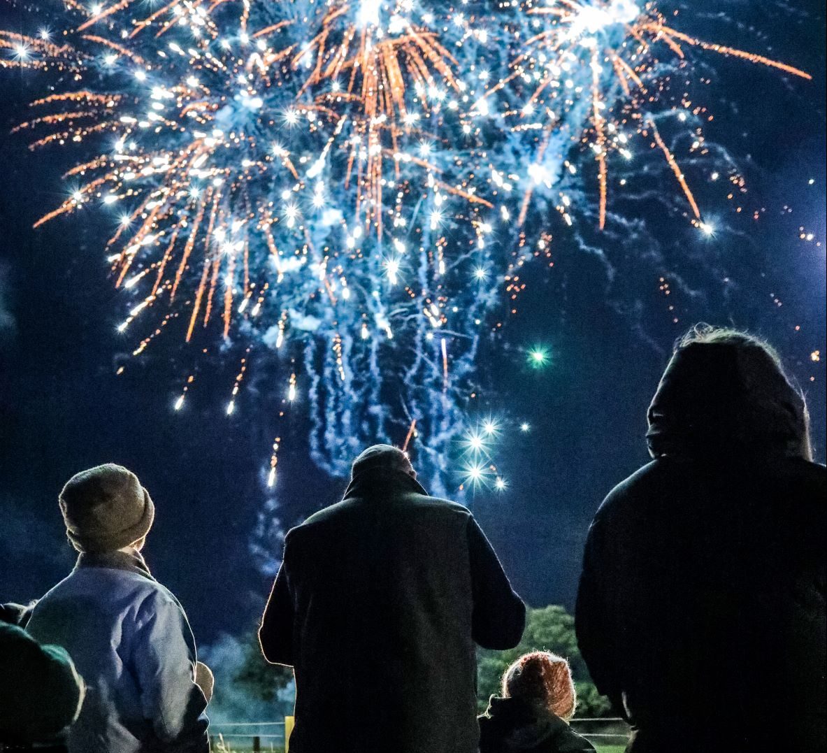 Bonfire Night bigger and better than ever! - Middleton Hall Retirement ...